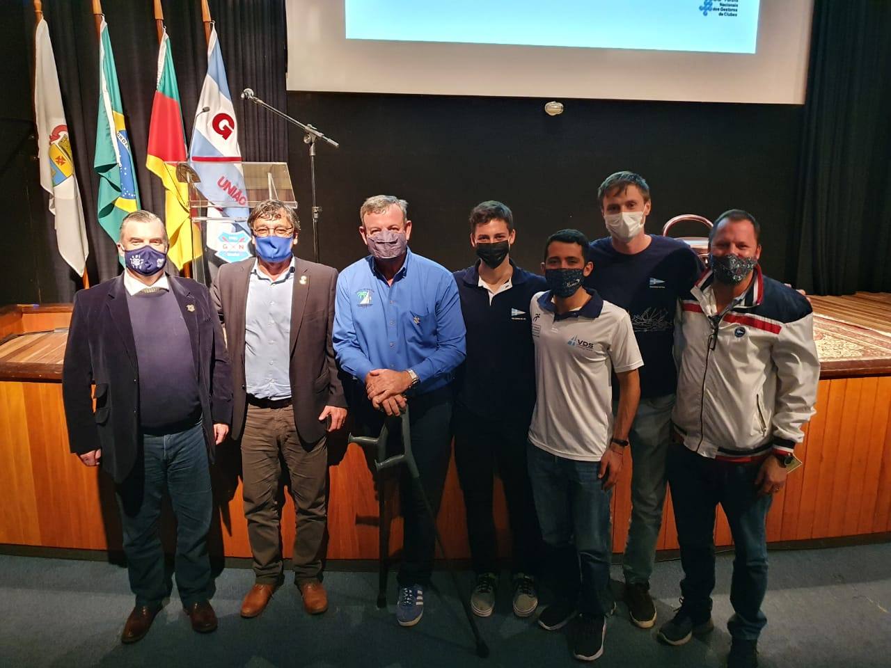 Lars Grael dá palestra para representantes do Veleiros do Sul – Rumo ao Mar
