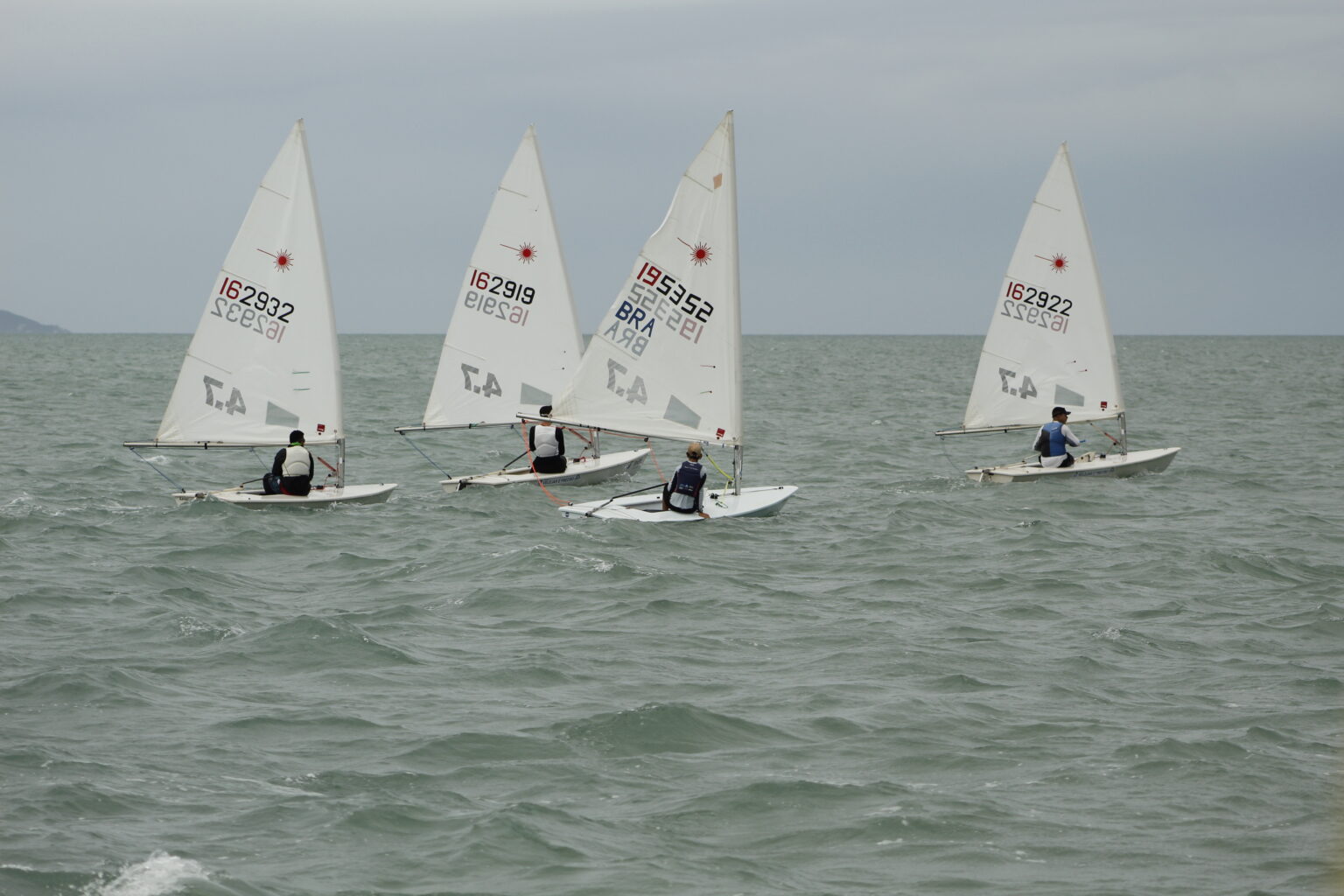 YCSA conquista oito medalhas no Sul-Brasileiro de ILCA – Rumo ao Mar